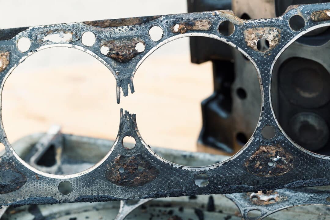 Troubleshooting a Blown Head Gasket | Prestone